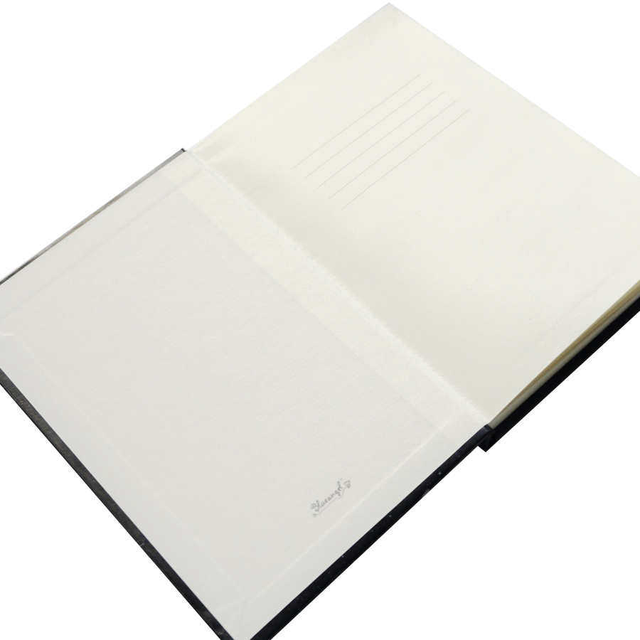 Sổ Bìa Cứng A5 - Không Kẻ Có Chấm - 200 Trang 100gsm - Blueangel BLA-KM51 - FAHASA.COM