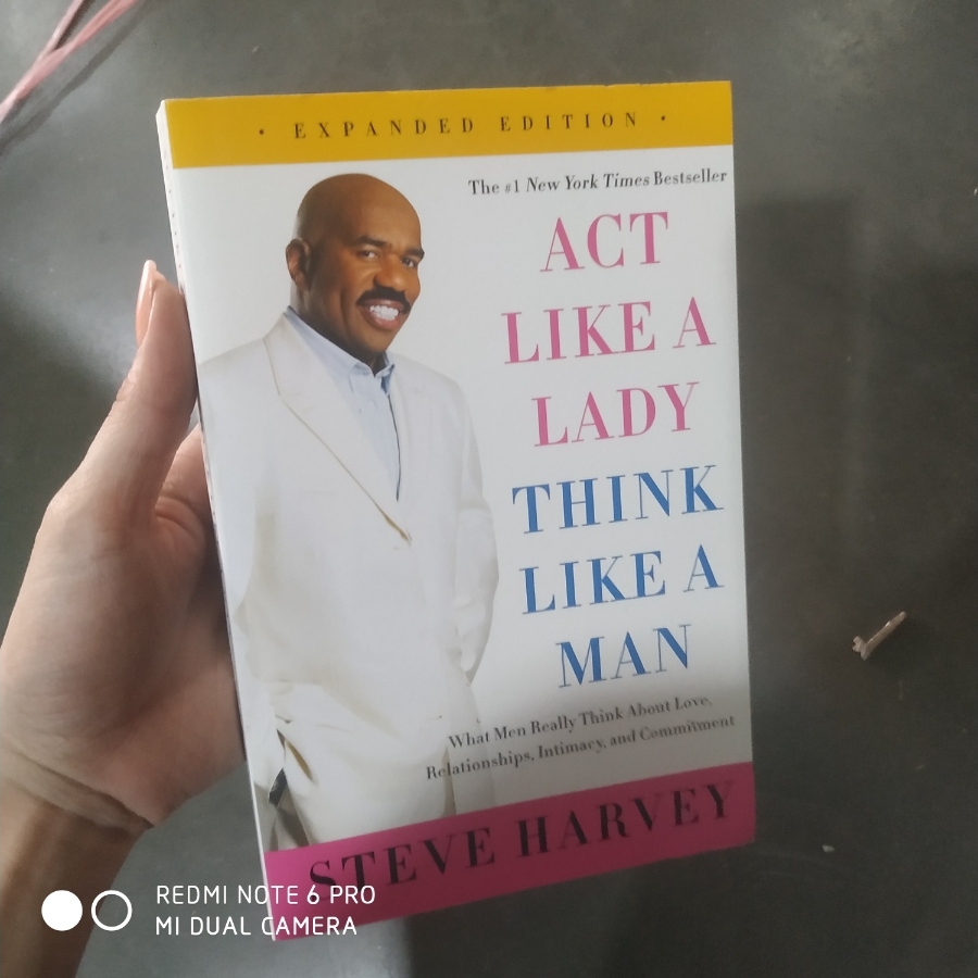 [Phiên chợ sách cũ] Act Like a Lady, Think Like a Man, Expanded Edition ...