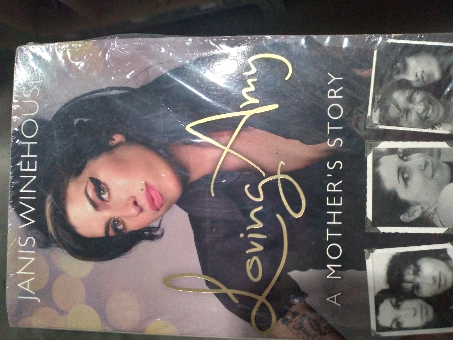 [Phiên chợ sách cũ] Loving Amy : A Mother's Story