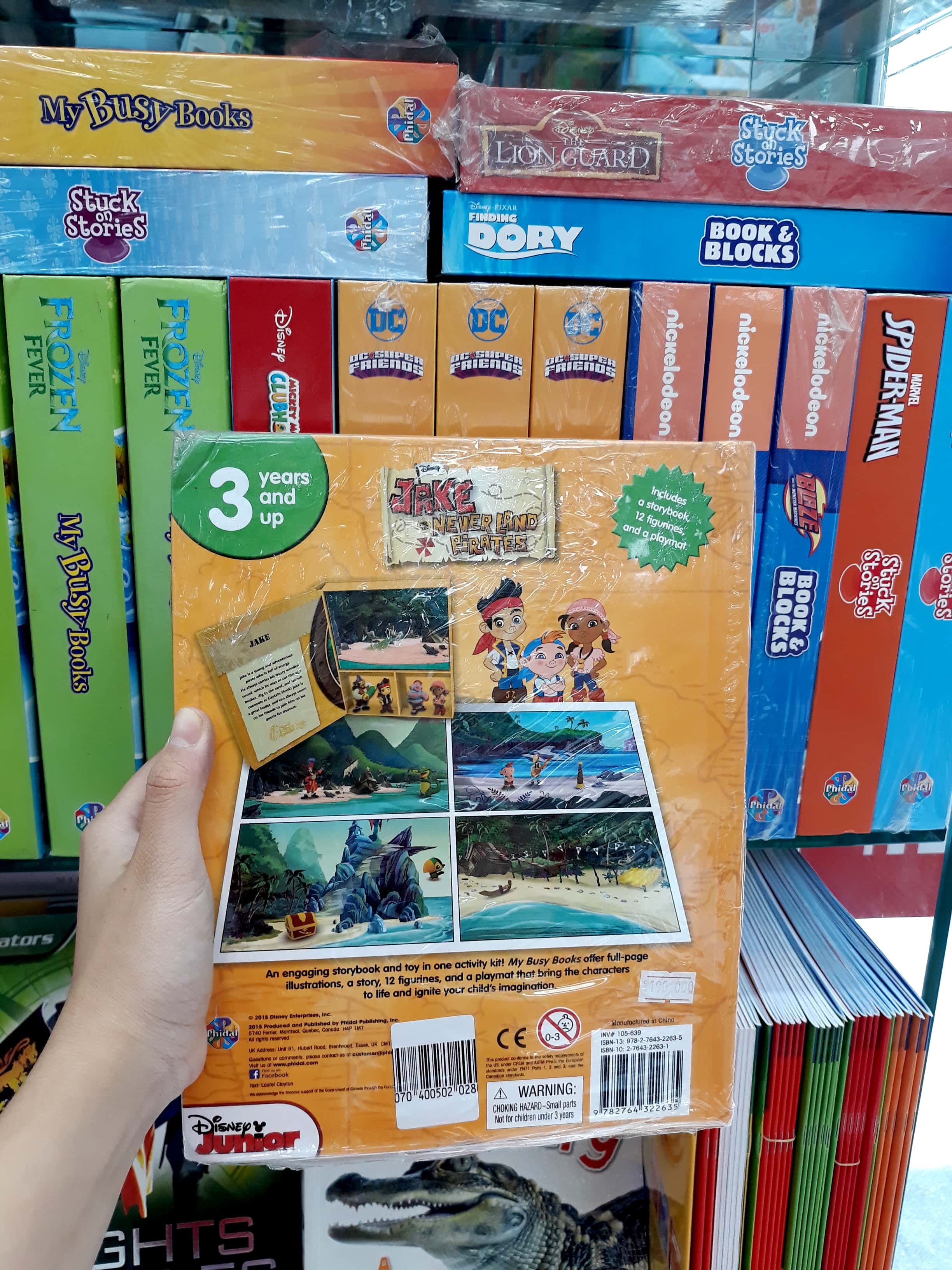 Disney Jake Neverland My Busy Book - FAHASA.COM