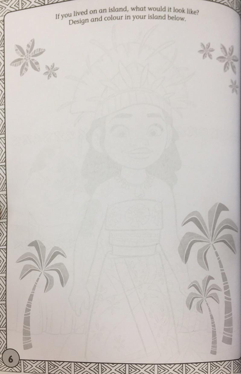 Disney Moana Mega Colouring