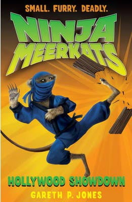 Hollywood Showdown - FAHASA.COM