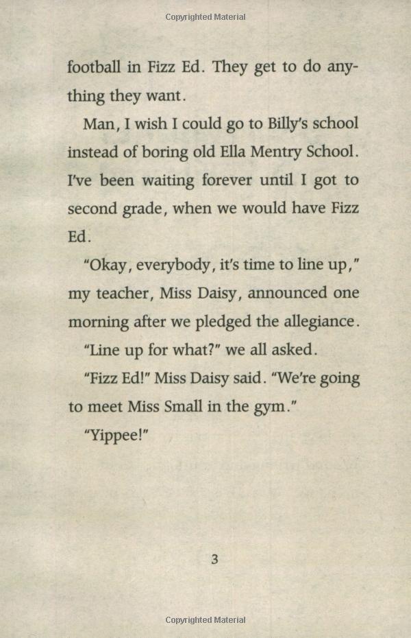 My Weird School #5: Miss Small Is off the Wall! - FAHASA.COM