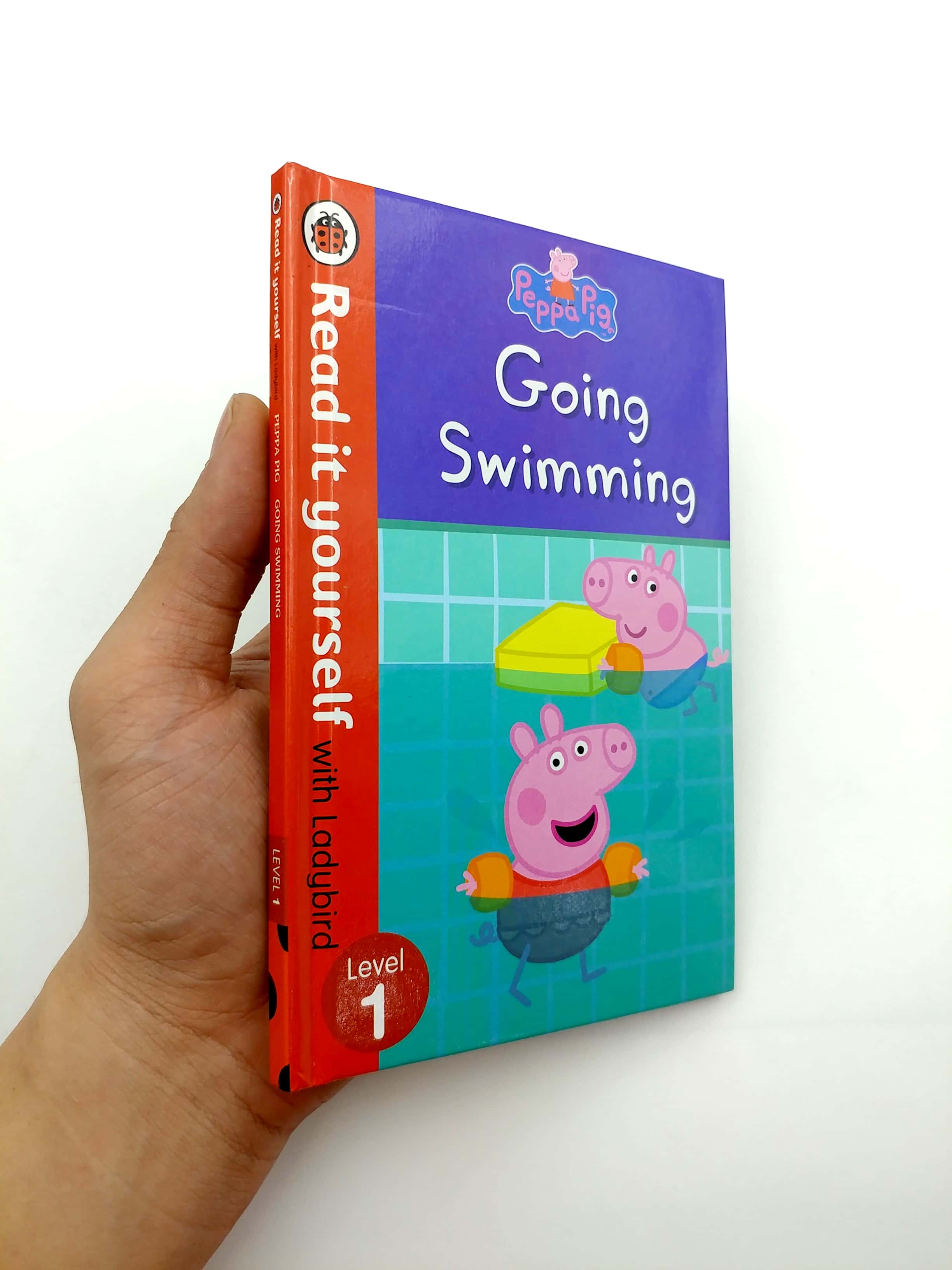 Peppa Pig: Going Swimming HB – Read it yourself with Ladybird Level 1 - FAHASA.COM