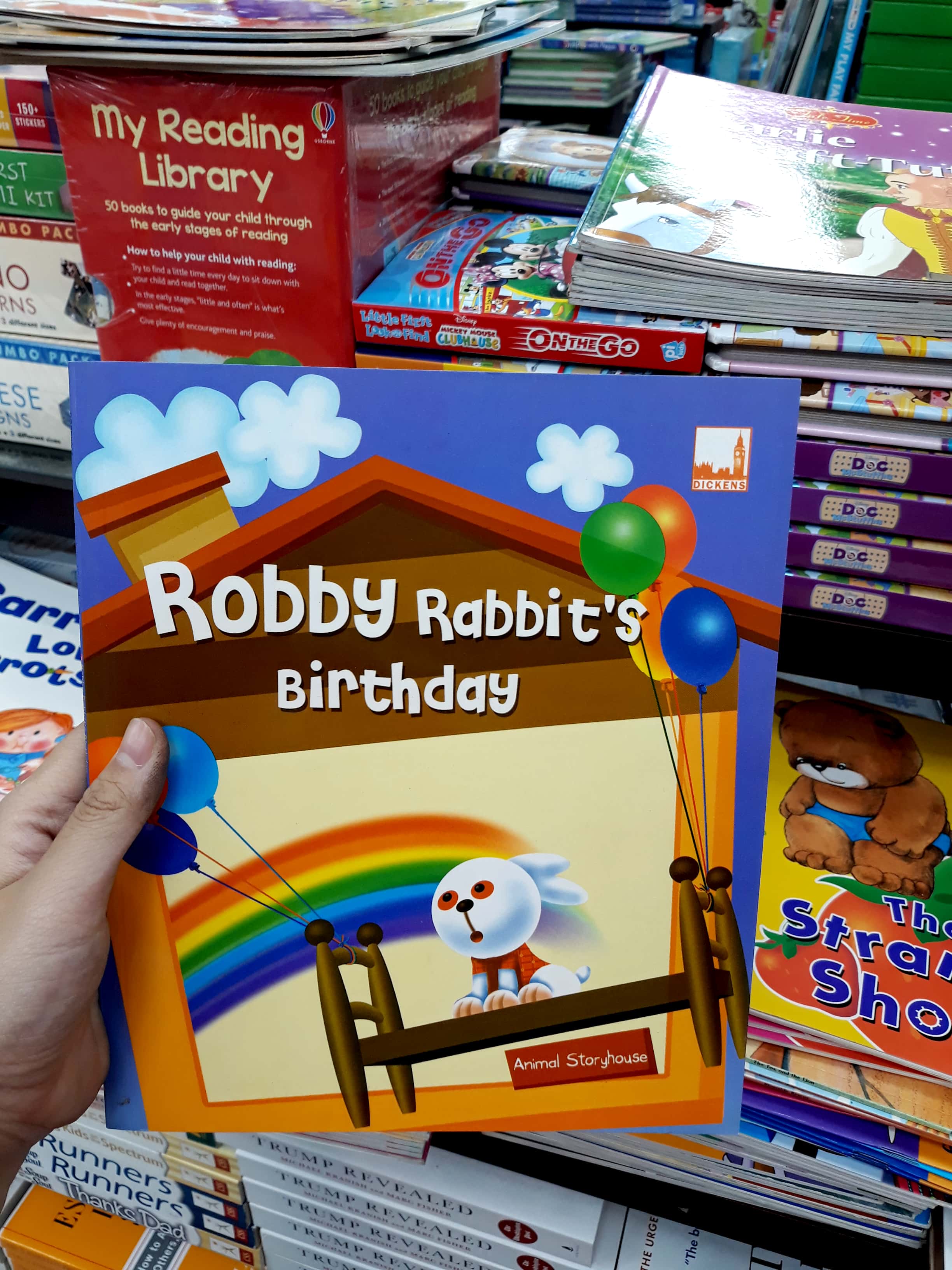 Robby Rabbit's Birthday - FAHASA.COM
