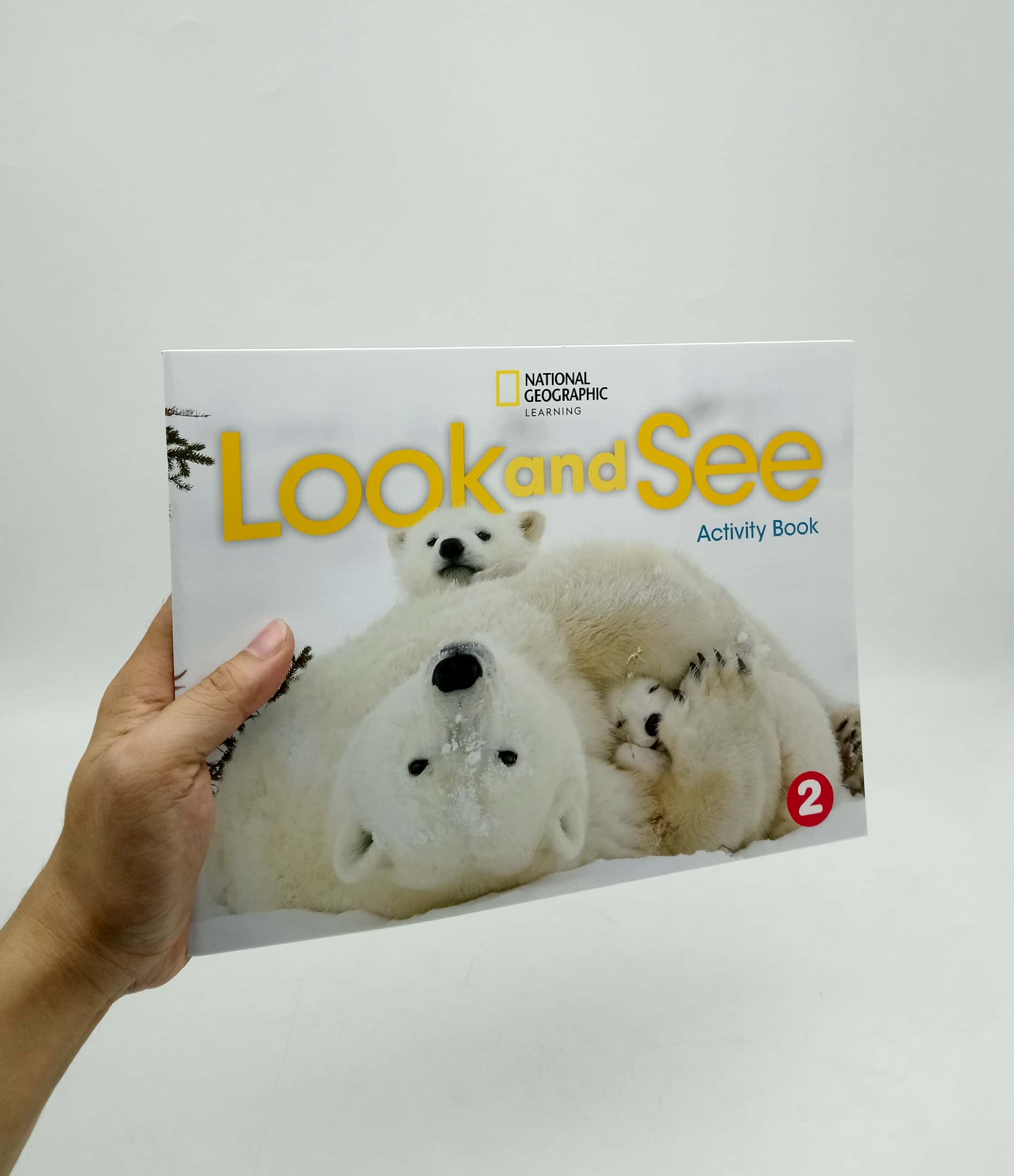 Look And See AME 2 Activity Book - FAHASA.COM