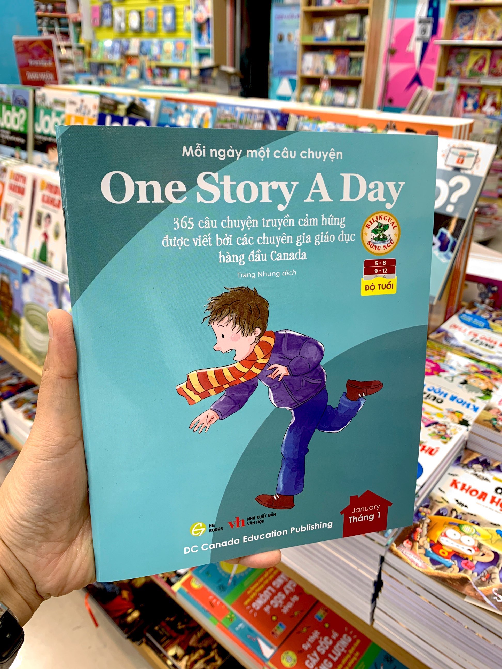 Sách Mỗi Ngày Một Câu Chuyện - One Story A Day - 365 Câu Chuyện Truyền ...